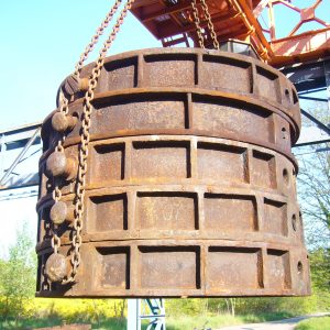 Round Foundry Flask – Tully Models