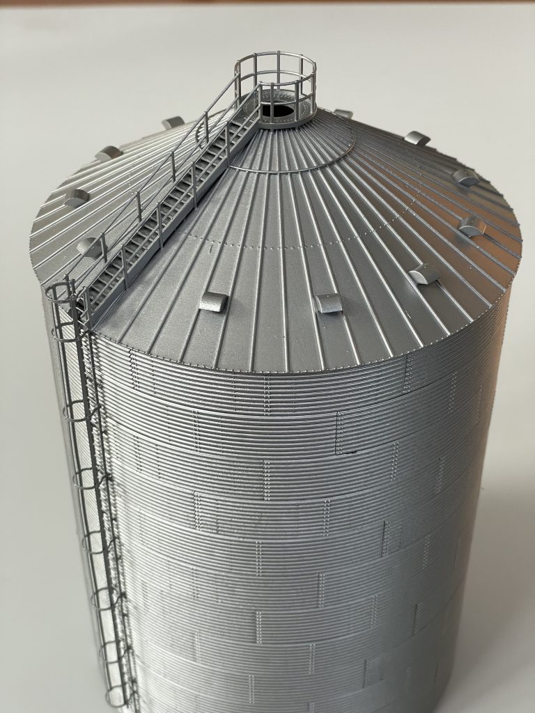 Walthers Grain Bin Upgrade Kit (Everythings In Box Kit) – Tully Models