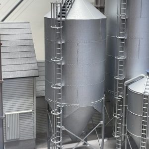 15′ Hopper Bottom Feed Bin – Tully Models