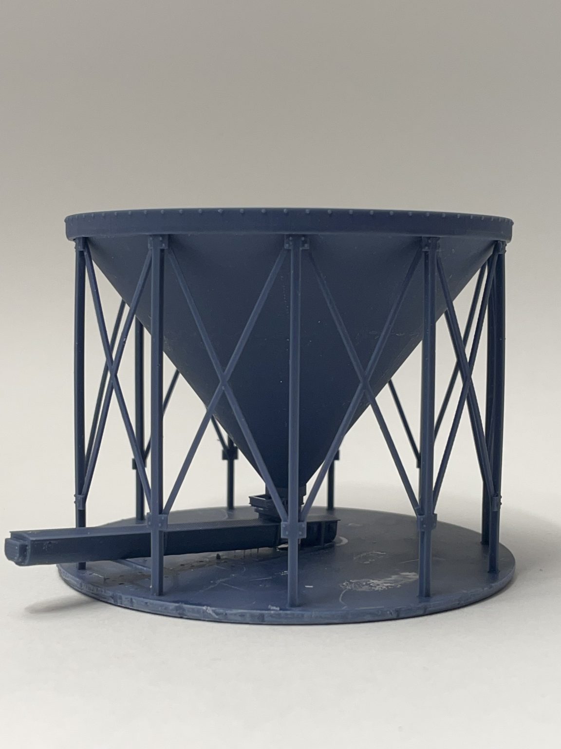 24′ Hopper Bottom and Stand – Tully Models