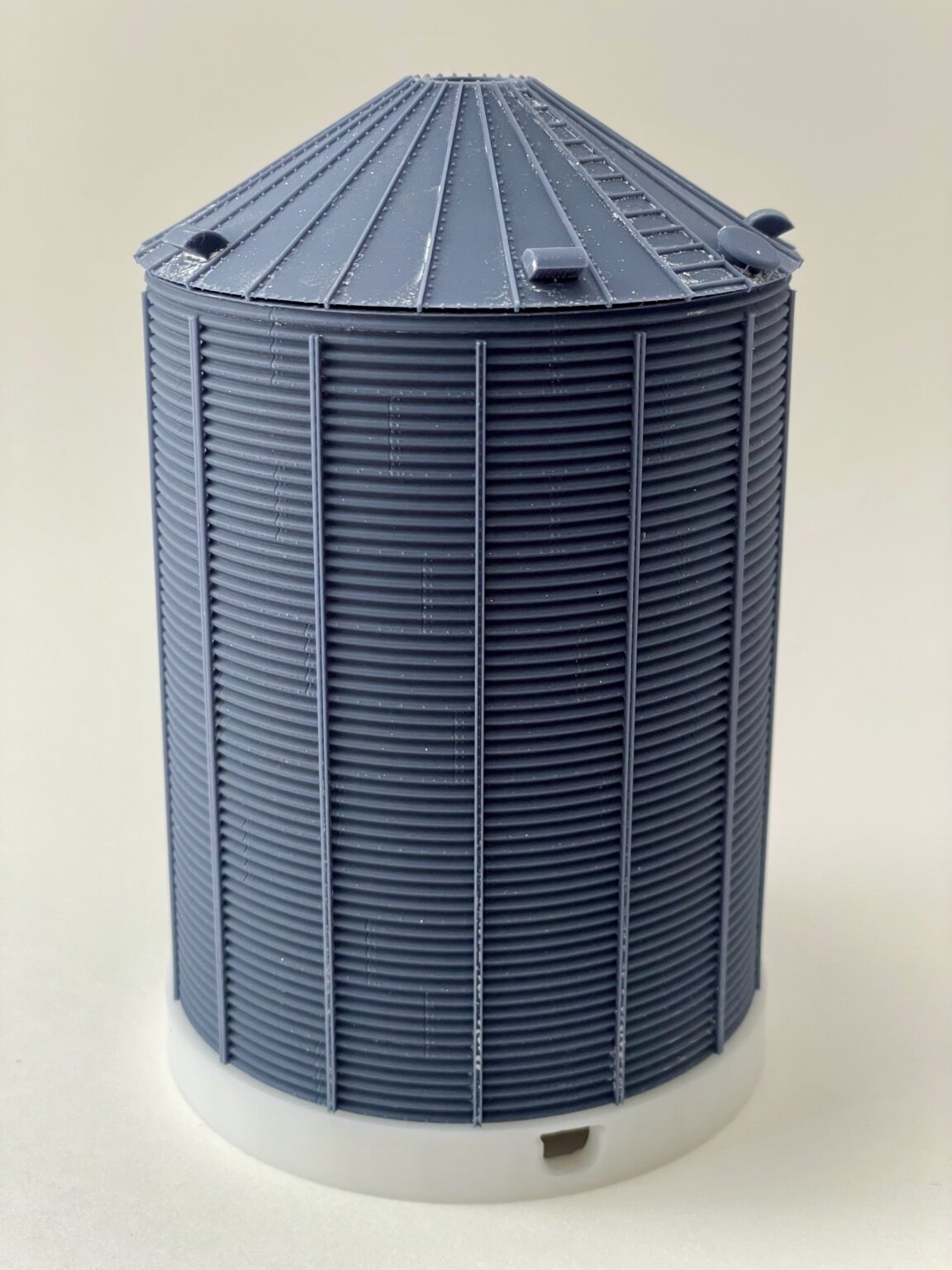 24′ Stiffened Grain Bin – Tully Models